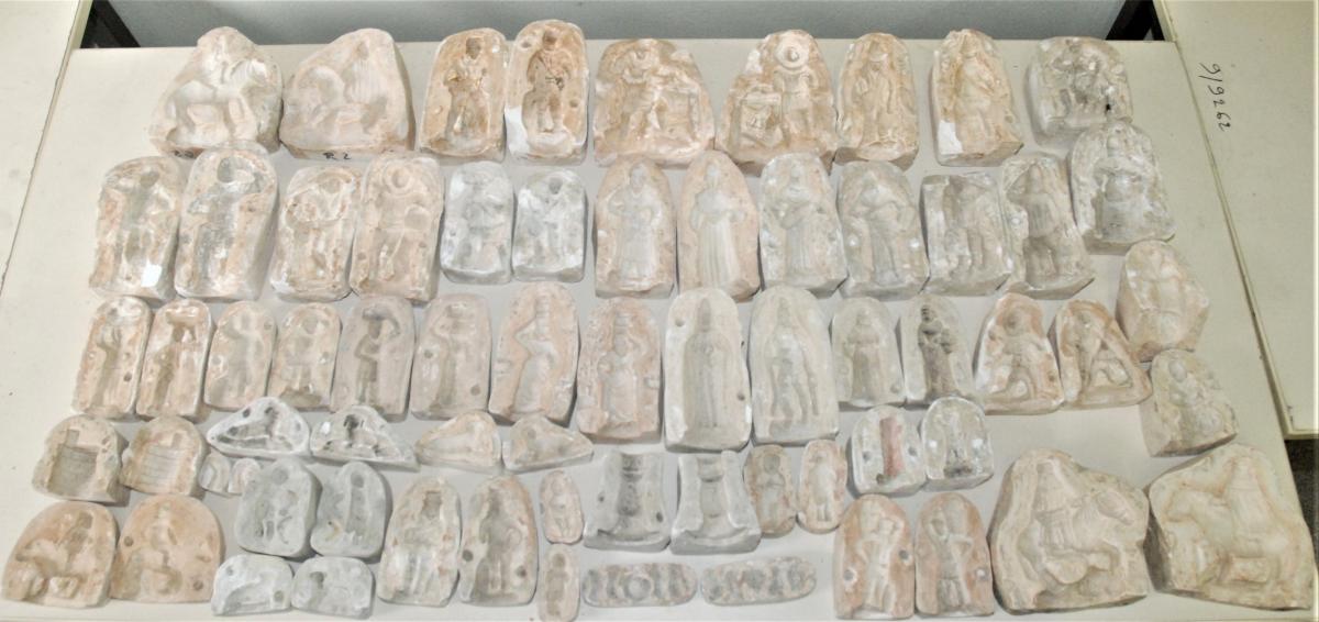 ART POPULAIRE - OUTILS - CLES ANCIENNES - FAÏENCES - ETAINS ...