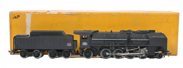 Jep, belle locomotive 141P SNCF grise et noire, moteur AP5, et son ...